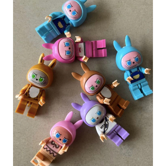 Jual FAMILY TOYS - [SACHET] Labubu Mikro Brick Block Labubu Mini Figure ...
