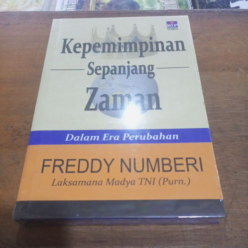 Jual KEPEMIMPINAN SEPANJANG ZAMAN Dalam Era Perubahan,FREDDY NUMBERI ...