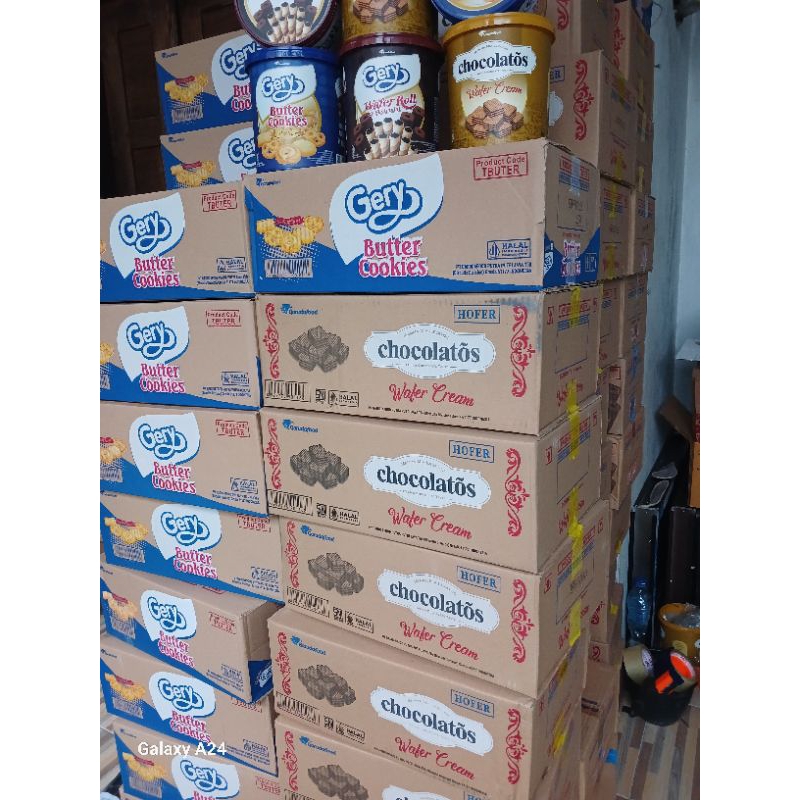 Jual harga per dus isi 6 kaleng ,gery buttercokies Gery wafer cream ...