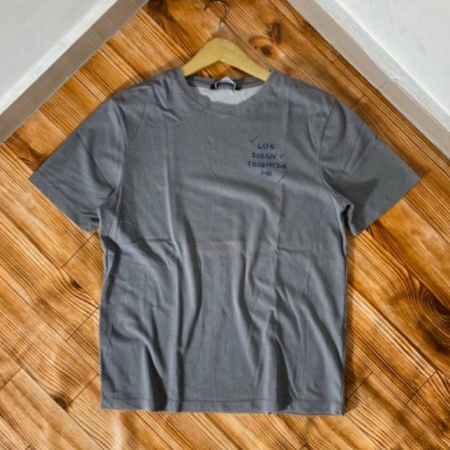 Jual KAOS JEAN-MICHEL BASQUIAT SECOND | Shopee Indonesia