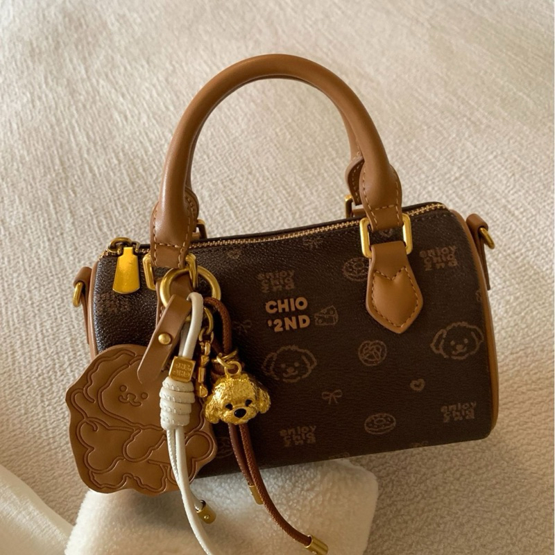 Jual chio 2nd ori bowling bag ready stock include bagcharm | Shopee ...