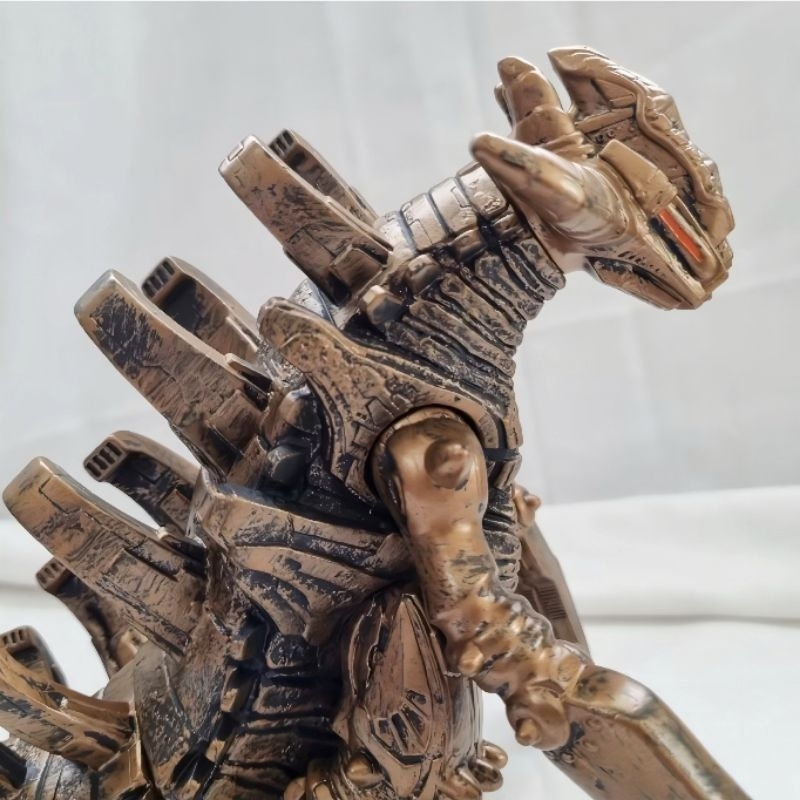 Jual Figure Godzilla Maga Gold / Action Figure Ultraman Monster PVC ...