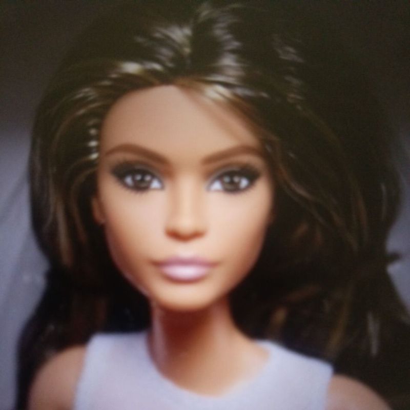 Jual Barbie Looks Lina Model#1 | Shopee Indonesia