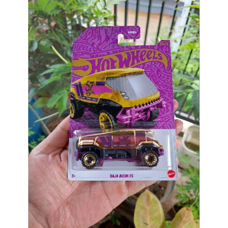Jual Hot Wheels Baja Bison T5 57th Anniversary Purple gold CHASE CAR ...
