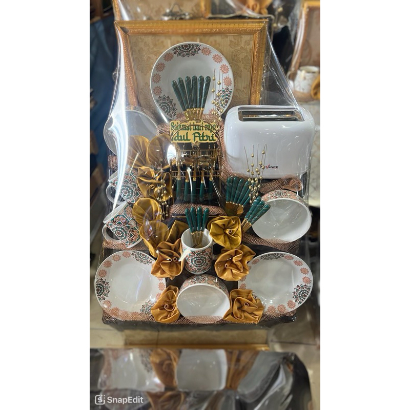 Jual parcel piring dinnerset/hadiah hampers idul fitri/parcel pecah ...