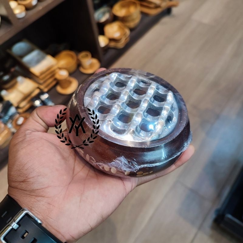 Jual Asbak estetik khas Bali - Asbak besi kualitas premium - Asbak Besi ...