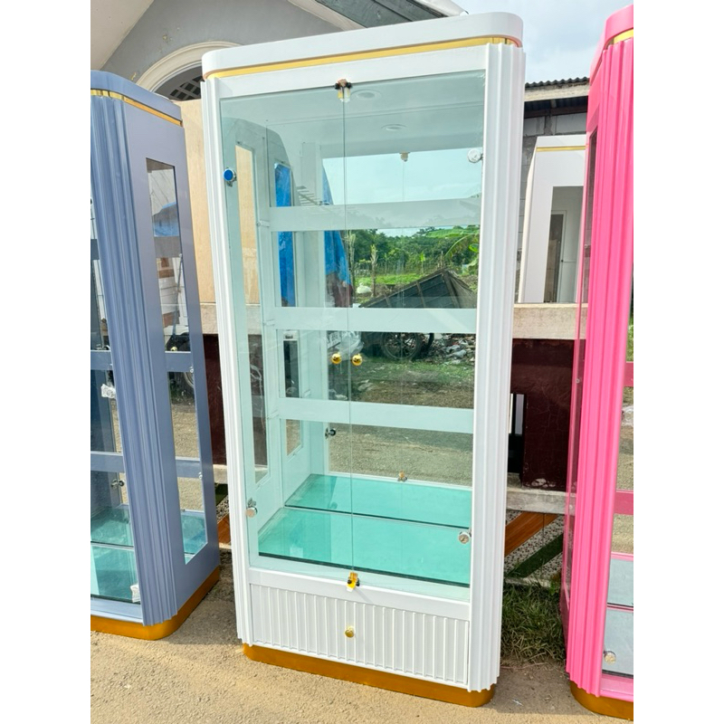 Jual Lemari Hias Kaca / Lemari Kaca Pink / Bisa custom / Lemari Piala ...