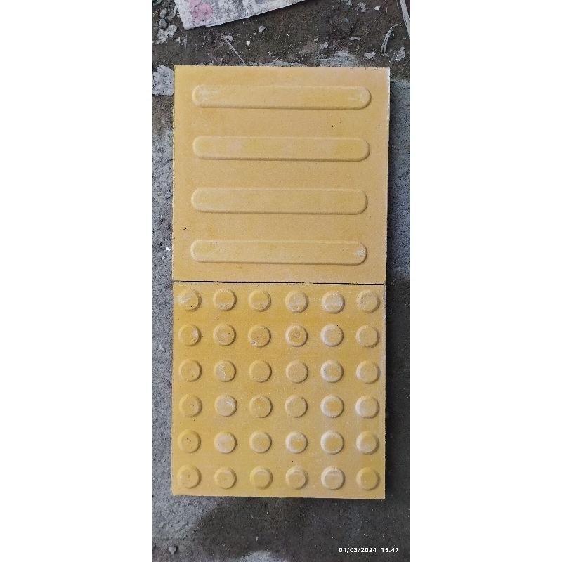 Jual UBIN JADUL / UBIN DIFABEL / GUIDING BLOCK | Shopee Indonesia