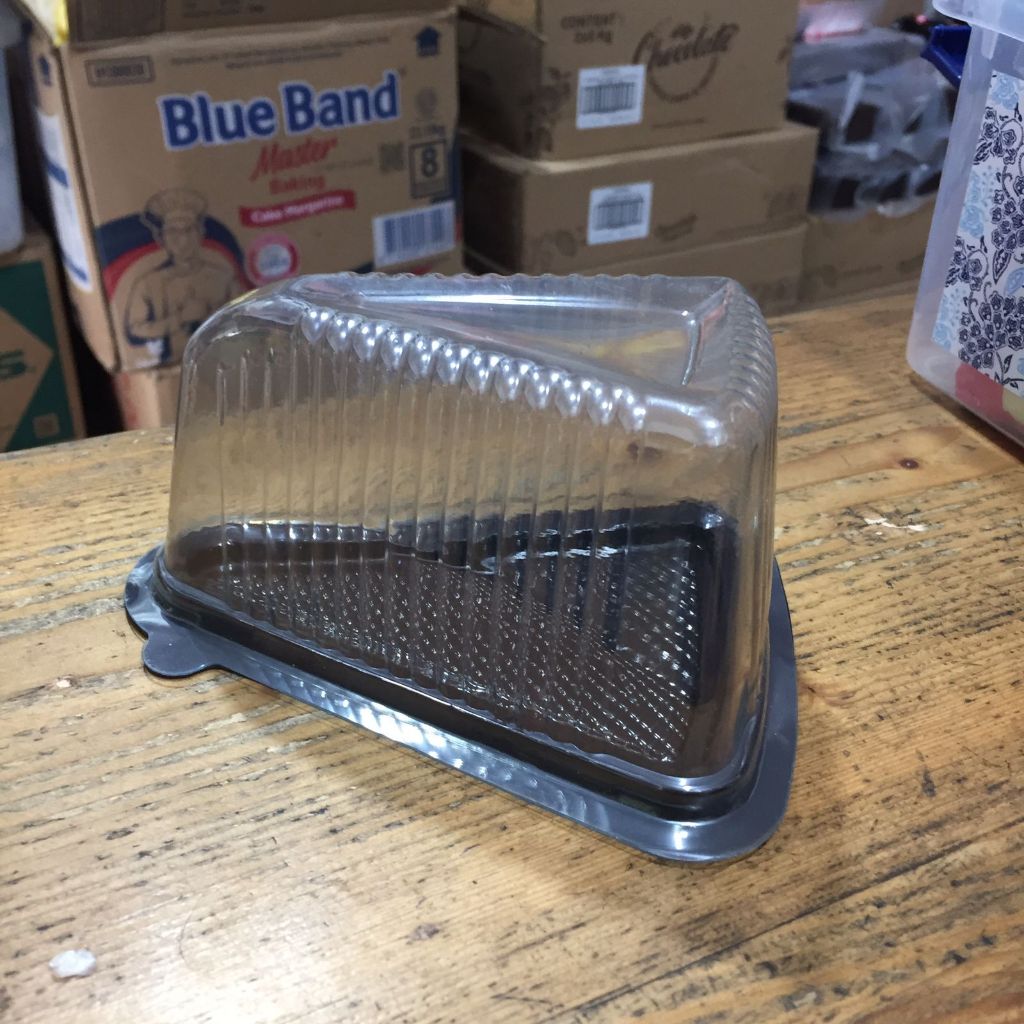 Jual Mika Segitiga Kue Slice 50pcs Mika CT Segitiga Cake Tray Segitiga ...