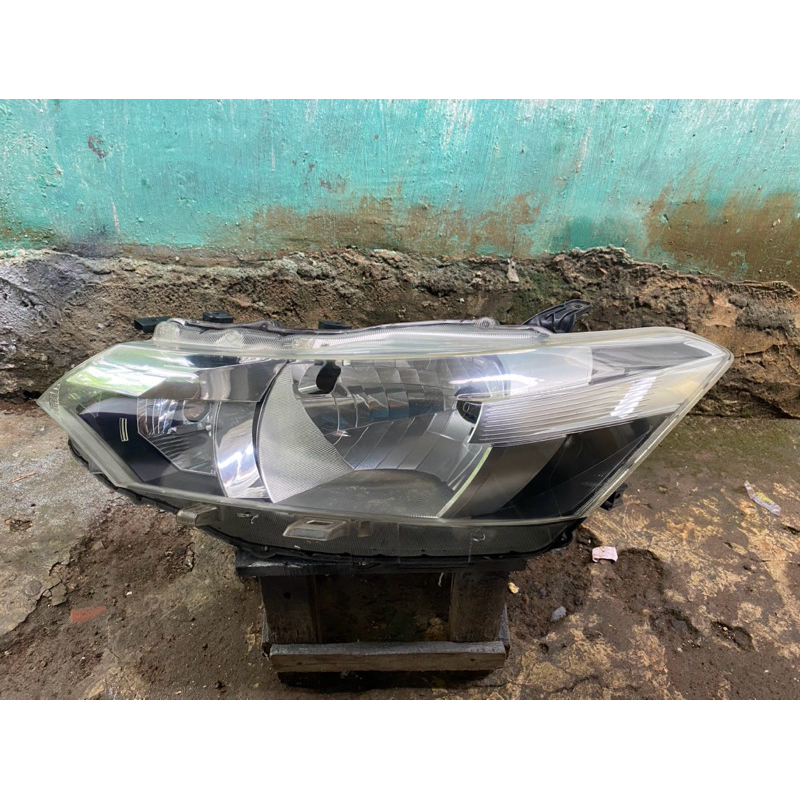 Jual Headlamp Lampu Depan Toyota Vios gen 3 Sebelah Kiri Original ...