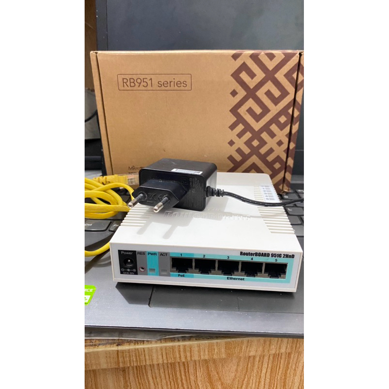 Jual MIKROTIK ROUTERBOARD RB951 Series / RB951G-2HnD | Shopee Indonesia