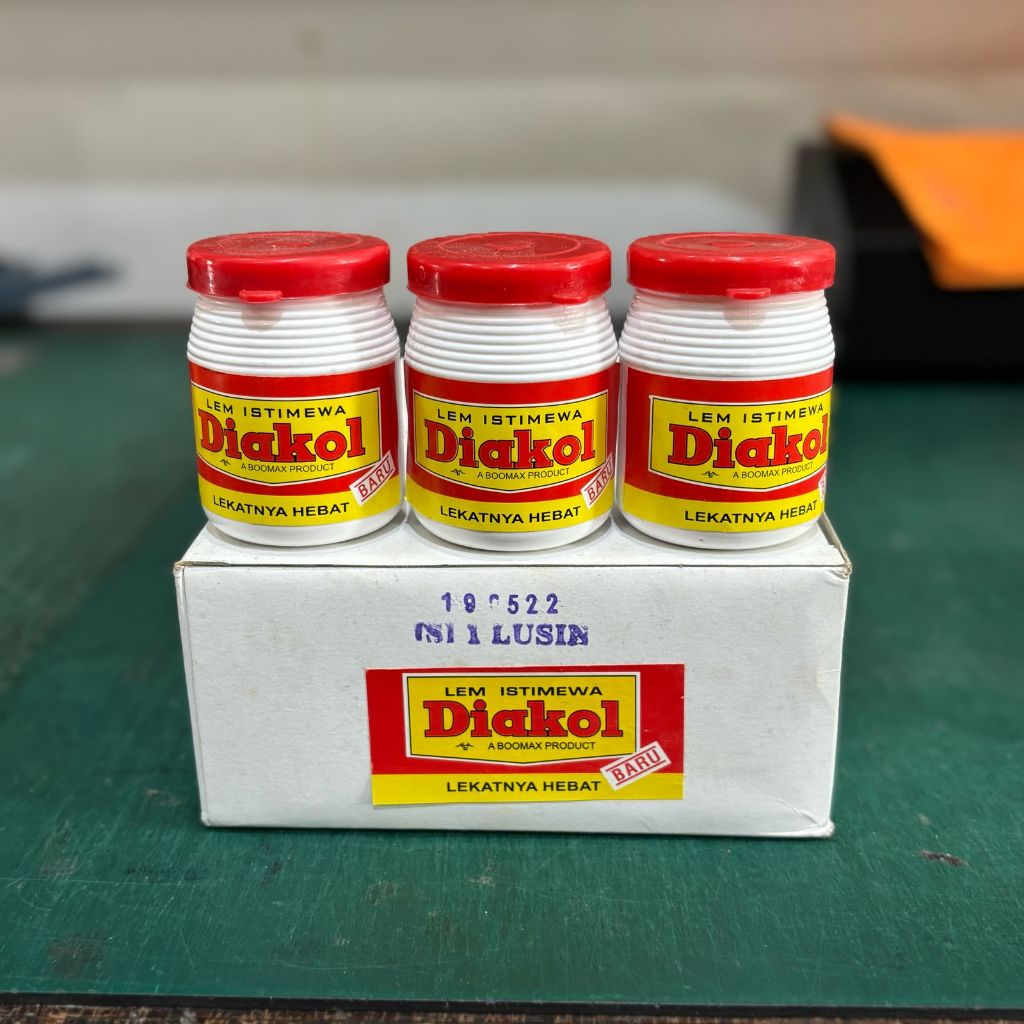 Jual Lem Kertas Colek / Lem Diakol besar / Lem Glukol / Lem Ingus / Lem ...
