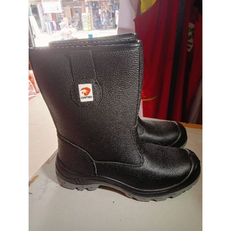 Jual SEPATU SAFETY KERJA UJUNG ADA BESI BARU PABRIKAN | Shopee Indonesia