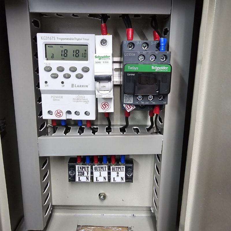 Jual panel timer lampu digial timer larkin/panel timer digital larkin ...