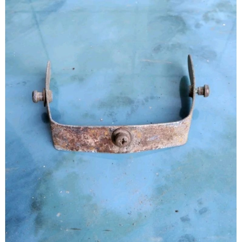 Jual Bracket kepet air belakang honda win 100 pangkon plat besi kepet ...