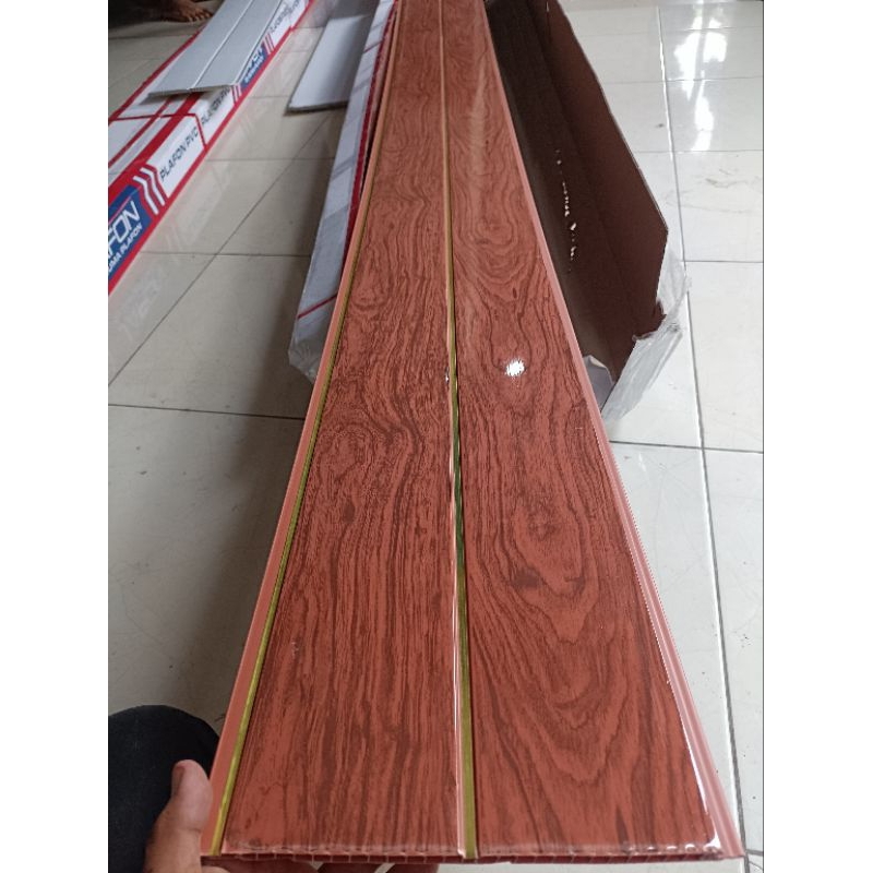 Jual plafon pvc coklat serat panjang 6meter perlembar | Shopee Indonesia
