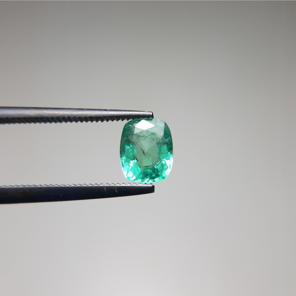 Jual Natural Emerald Beryl Zamrud/Jamrud Colombia Zambia Brazil ...