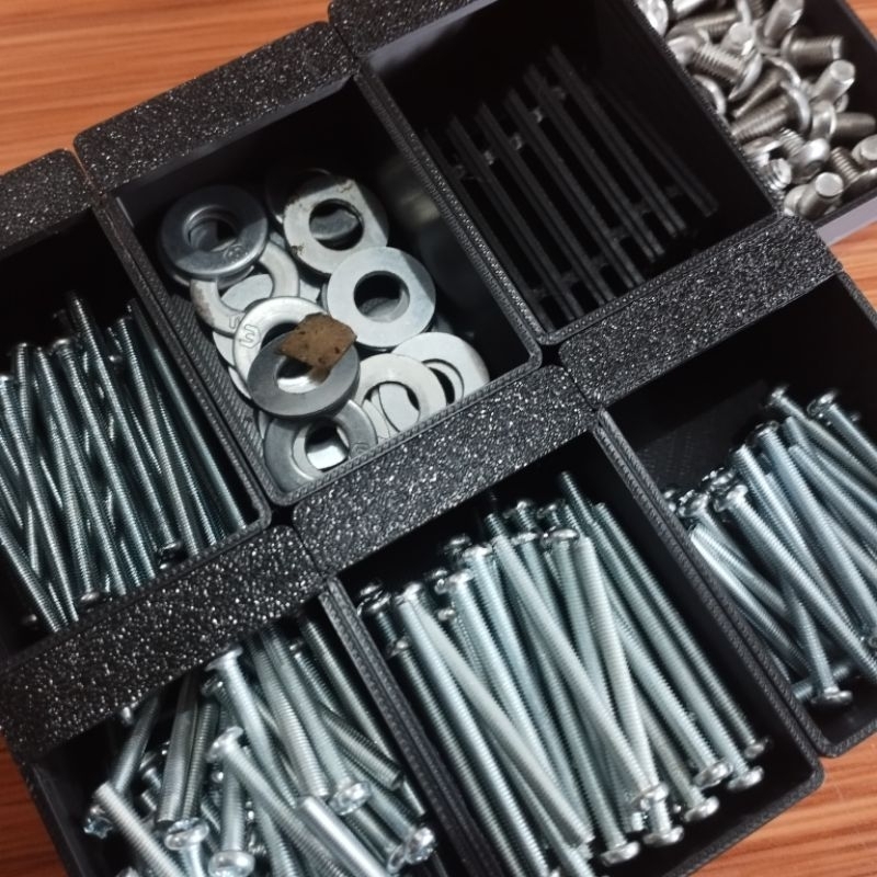 Jual Box Organizer/Kotak Penyimpanan Baud, Mur, Skrup, etc Ukuran 4cm x ...