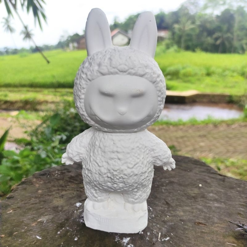 Jual patung gypsum celengan lukis gypsum labubu | Shopee Indonesia