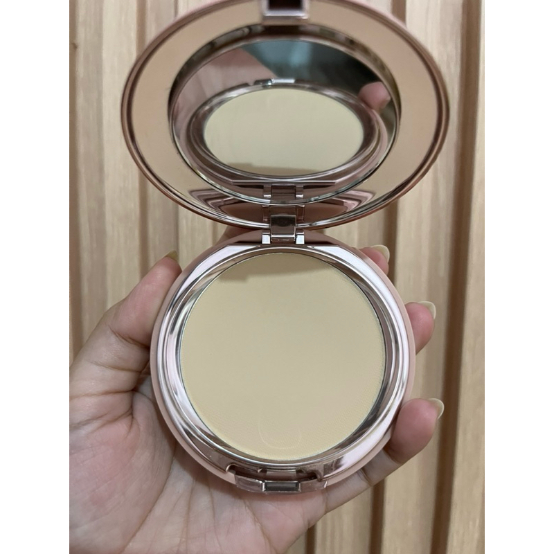 Jual (Preloved) Instaperfect Powder Foundation | Shopee Indonesia
