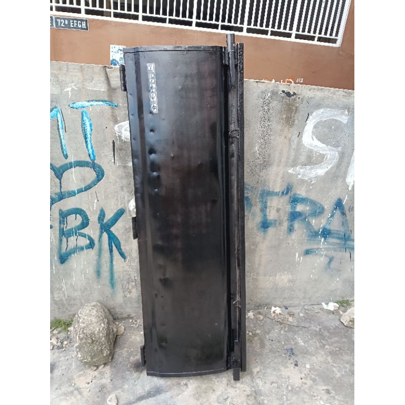 Jual Pintu Bak seken Panther pick up, ombeng, tutup asli phanter ...