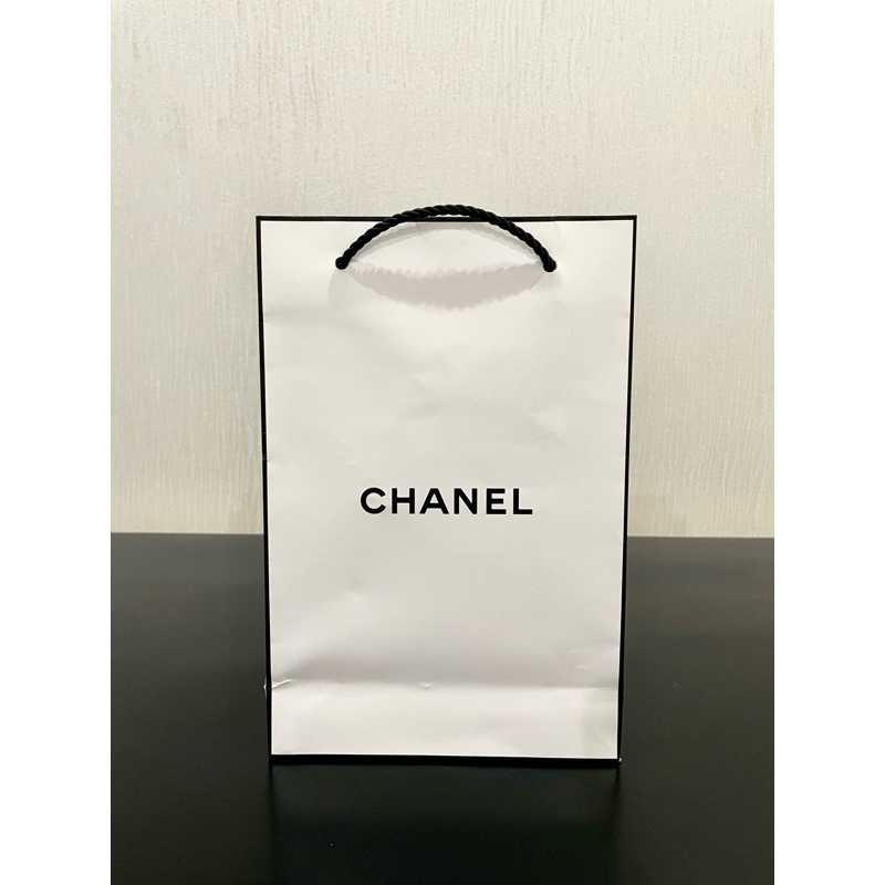 Jual Paper bag CHANEL Original (Small) | Shopee Indonesia