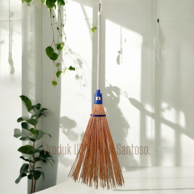 Jual SAPU LIDI/SAPU TAMAN SUPER LIDI GAGANG KAYU. | Shopee Indonesia