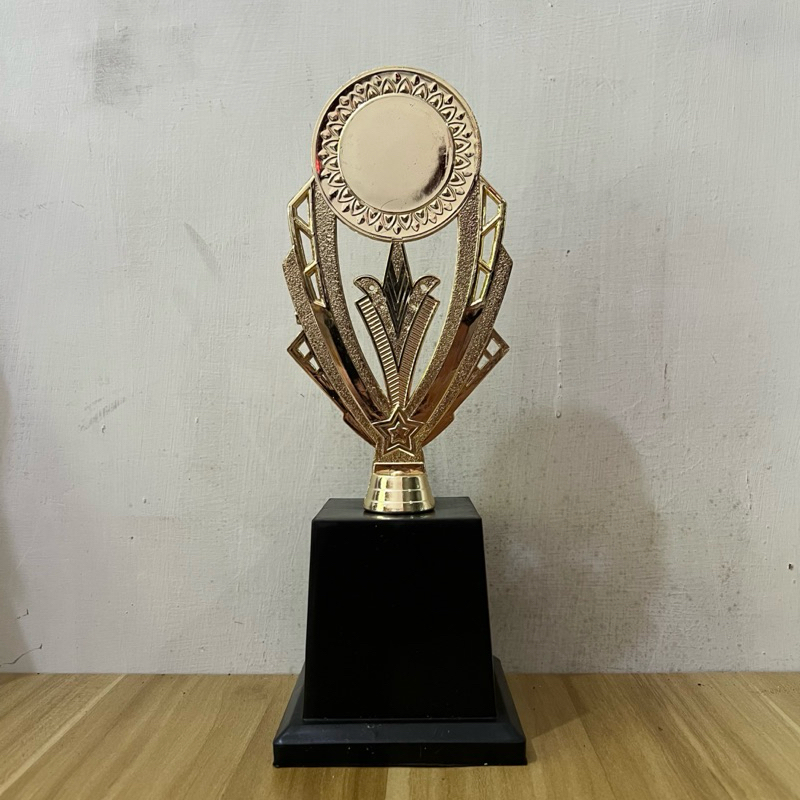Jual Trophy / Piala Wisuda TK Paud Termurah Bill Figure Juara 3 ...