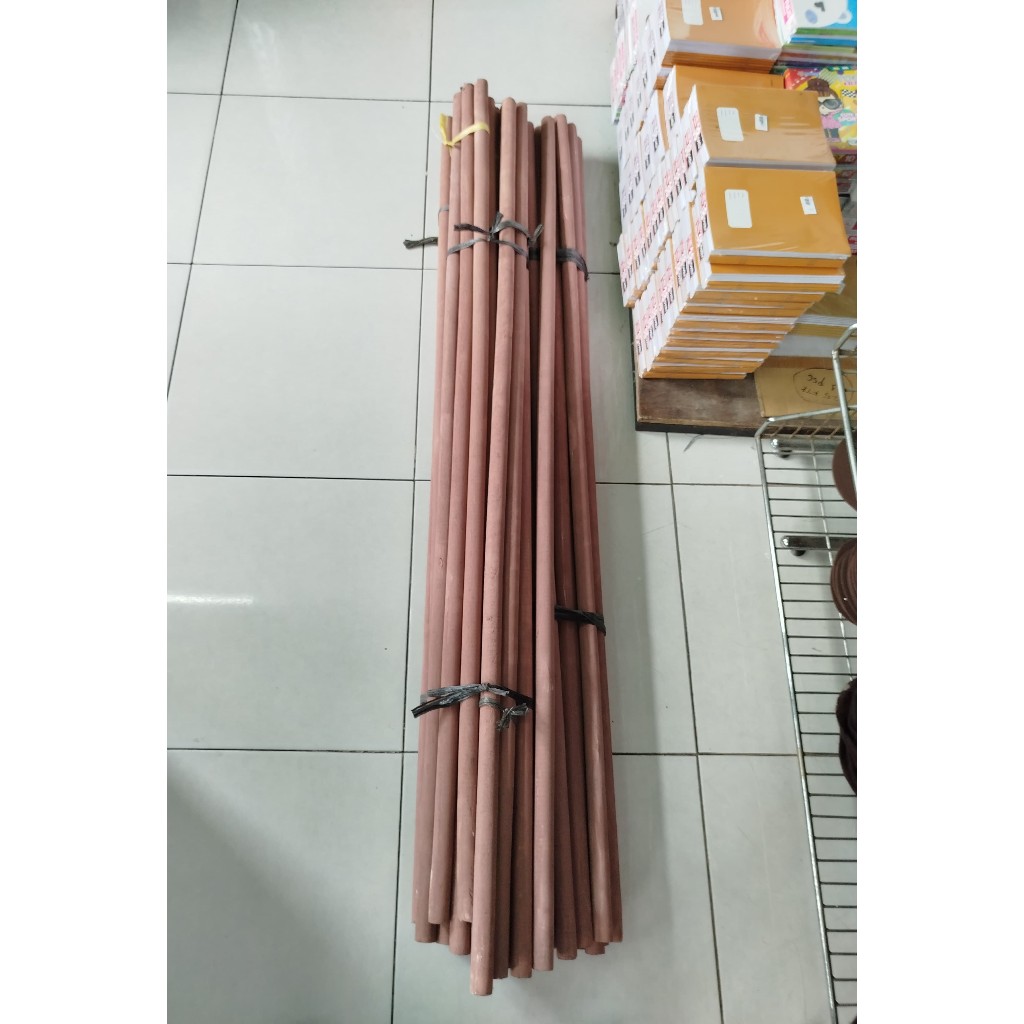 Jual Tongkat Kayu Toya pramuka Stok diameter 2.5 cm x 160cm merah putih ...
