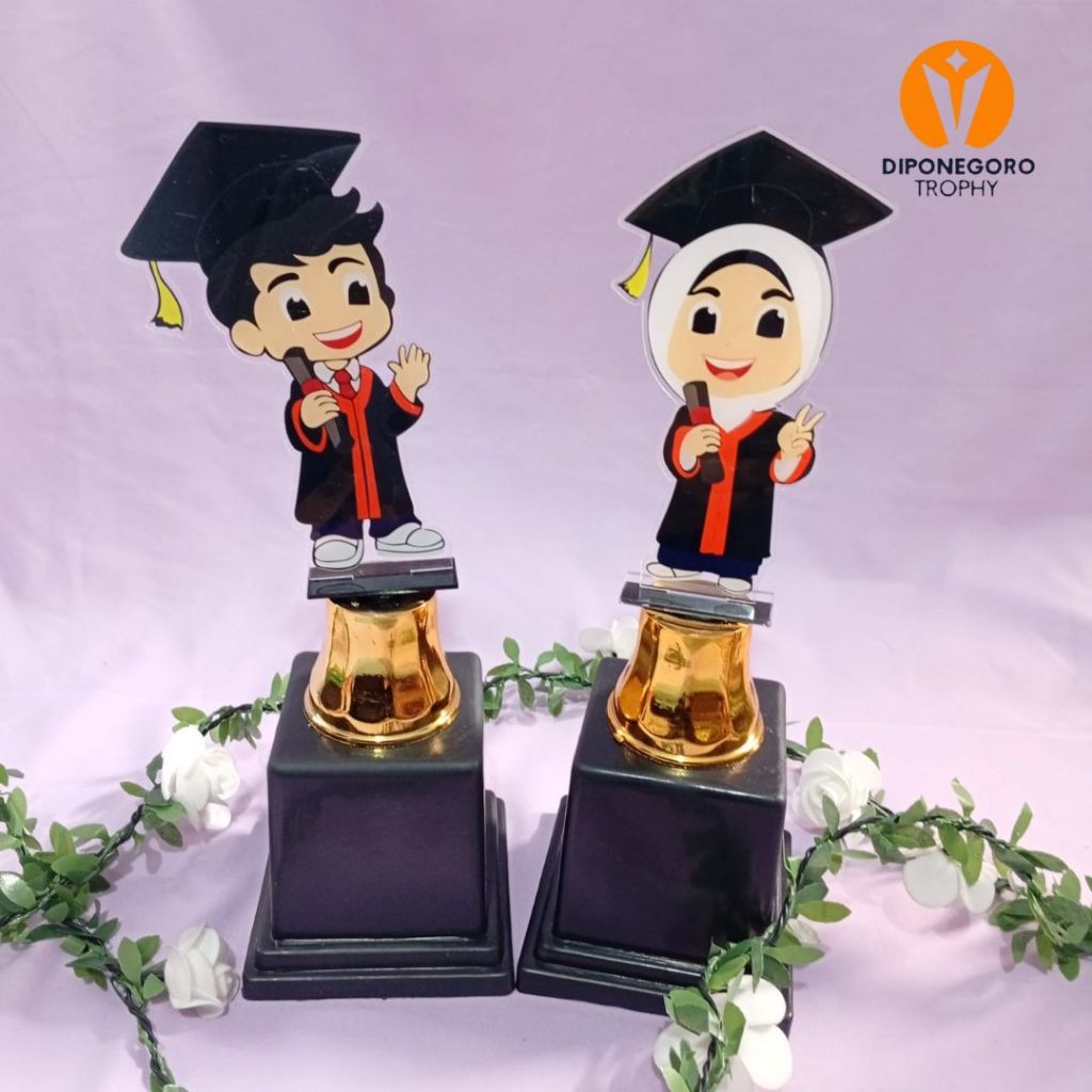 Jual Piala Wisuda Anak TK Paud Akrilik Custom | Shopee Indonesia