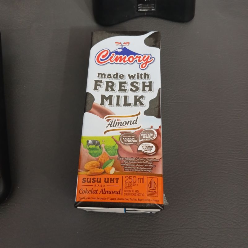 Jual Cimory Fresh Milk UHT Almond 250ml | Shopee Indonesia