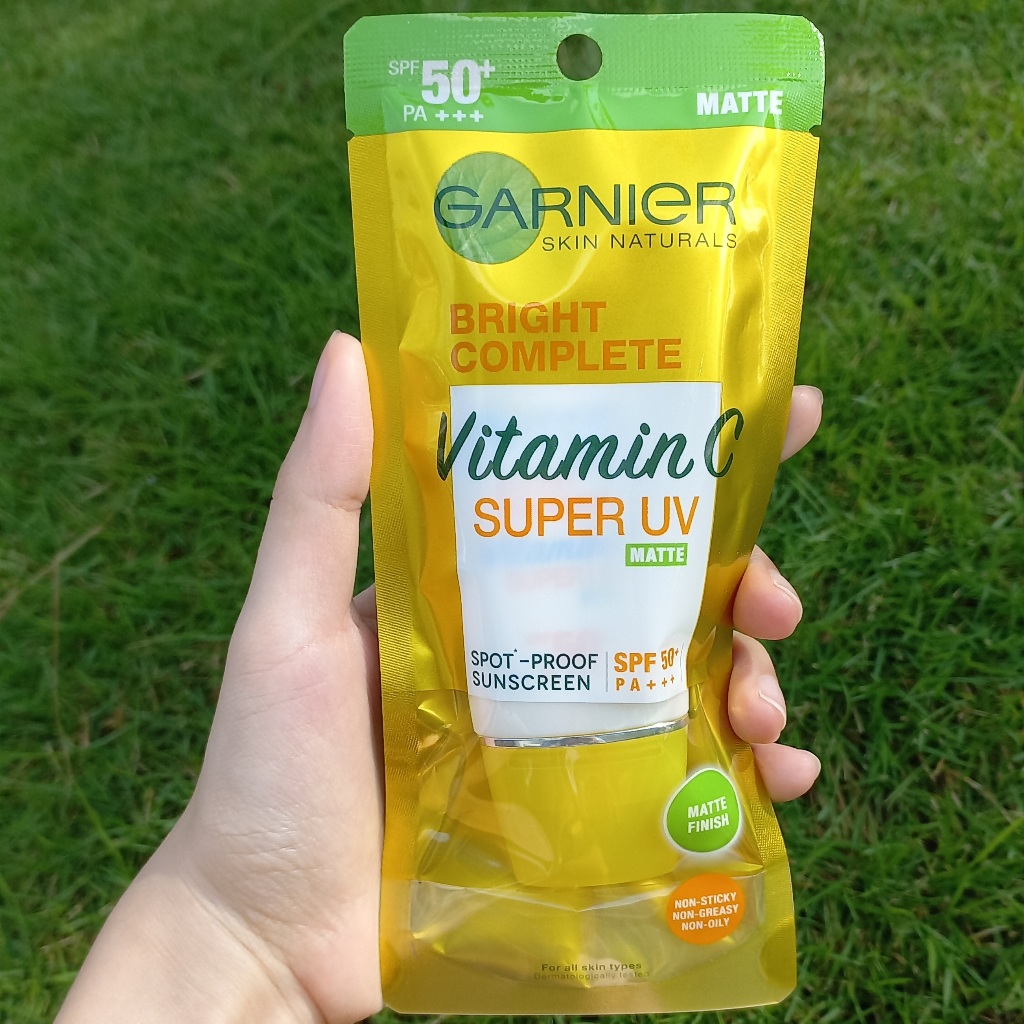 Jual Garnier Bright Complete Vitamin C Super UV Matte Spot-Proof ...