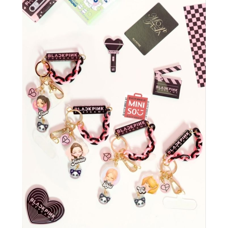 Jual MINISO x BLACKPINK 🆕 Gantungan Kunci / Pink Black Chain Acrylic ...