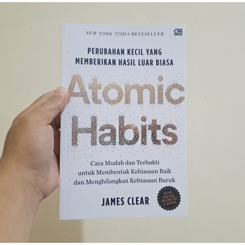 Jual Buku Atomic Habits: Perubahan Kecil yang Memberikan Hasil Luar Biasa by James Clear ...