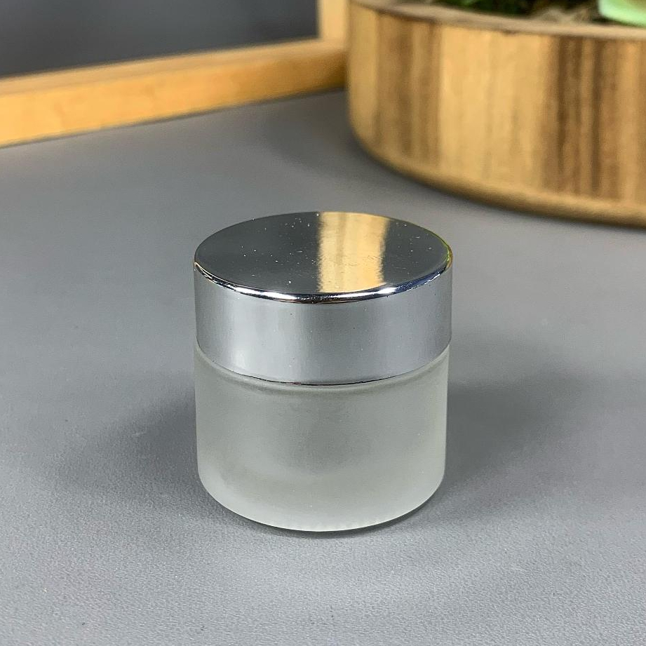 Jual Pot Jar Kaca 10 Gram Frosted - Tutup Silver / Pot Kaca 10 Gram ...