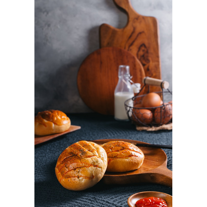 Jual (KAYLA BAKERY) Roti Smoke Beef | Shopee Indonesia