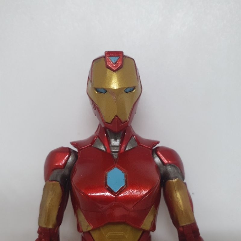 Jual Marvel Legends Iron Heart Riri Williams Young Avengers Repaint ...