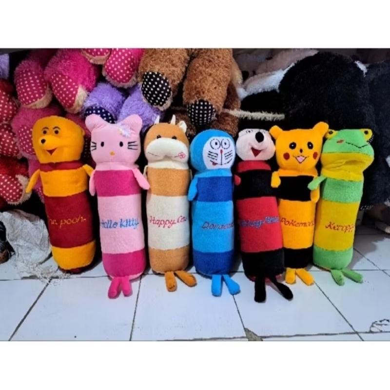 Jual guling kepala boneka karakter doraemon, hello kitty, mikki mouse ...