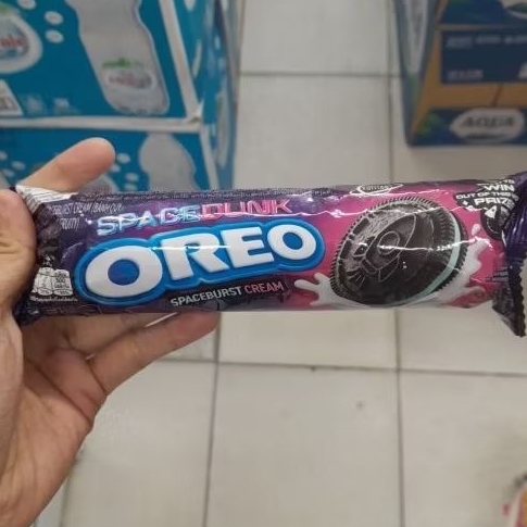 Jual Oreo biskuit sandwich cream rasa Tutti Fruity per pcs | Shopee ...