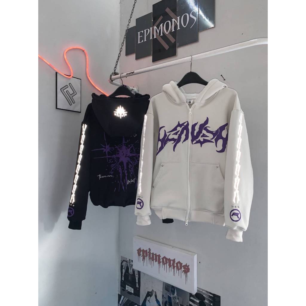 Jual HOODIE WANNA BE YOURS HALF ZIPPER ROSLETING , WHITE & BLACK ...