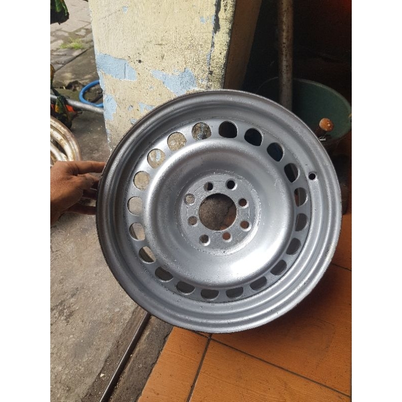 Jual Velg R15 double pcd 4x114 dan 4x100 bisa mobilio jazz kijang panther avanza futura | Shopee ...