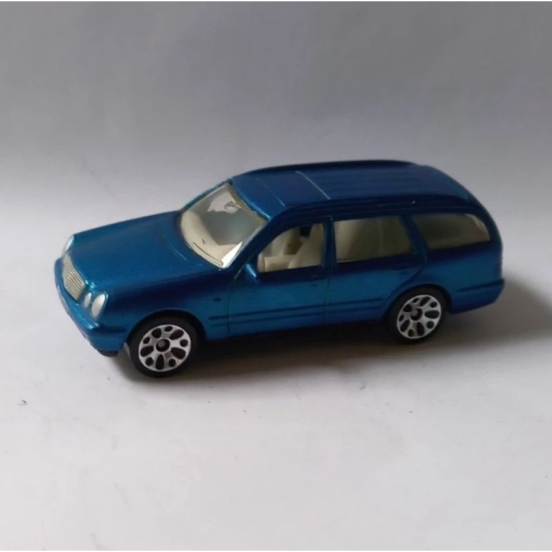 Jual matchbox mercedes benz e430 e 430 class wagon blue loose diecast ...