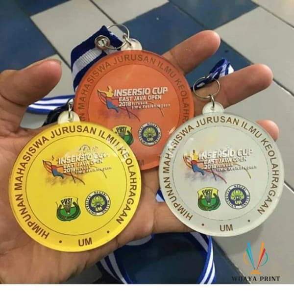 Jual Medali Akrilik Custom Medali Wisuda Akrilik Custom Gordon Wisuda Akrilik | Shopee Indonesia