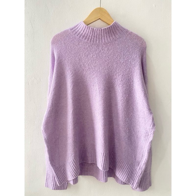 Jual UNIQLO LIGHT SOUFFLE YARN MOCK NECK SWEATER IN PURPLE/LILAC (L ...
