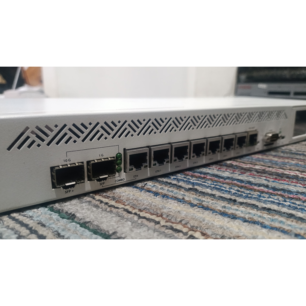 Jual MIKROTIK - CCR1009-7G-1C-1S+ | Shopee Indonesia