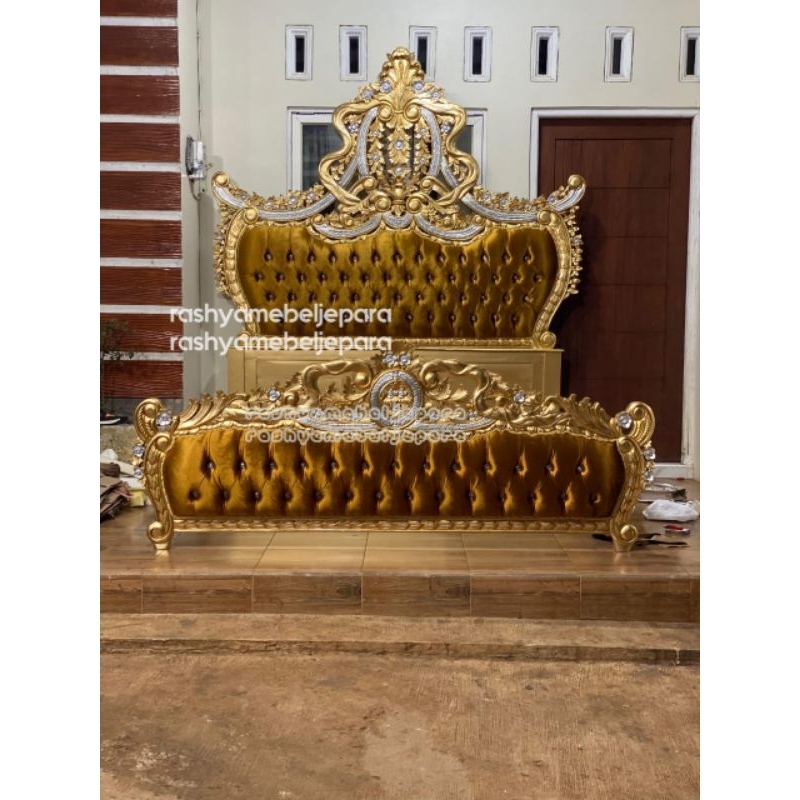 Jual divan ukir Jepara tempat tidur ukir jepara+meja makan(DP pesanan ...