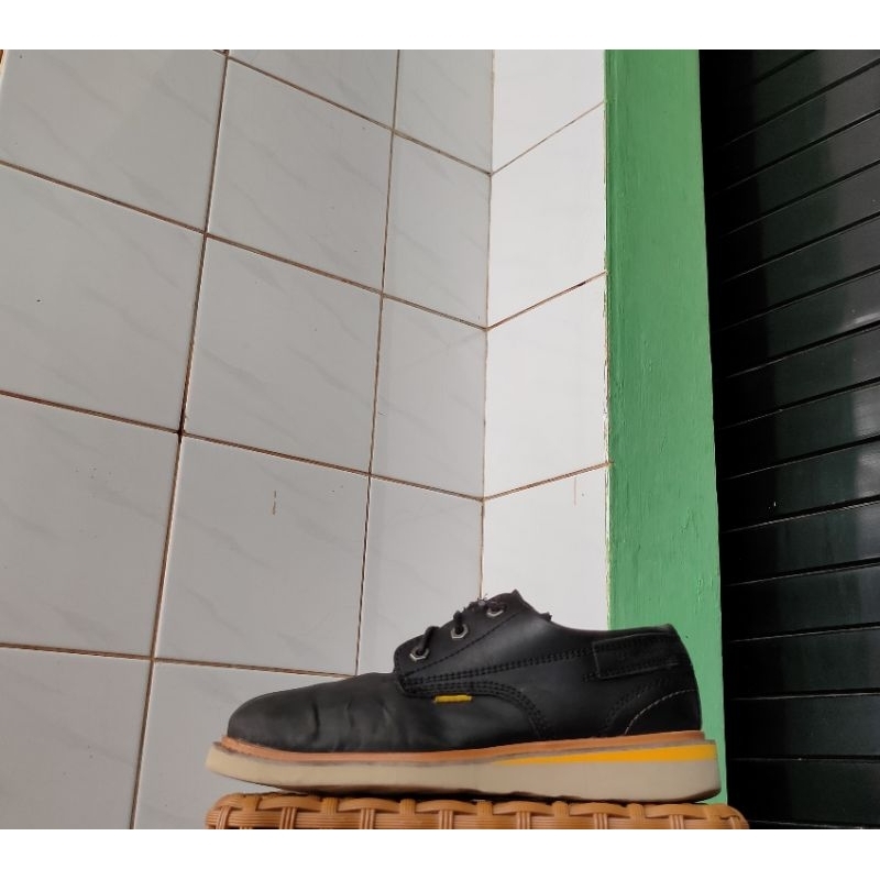 Jual Cat3rpillar jackson low size 40 original | Shopee Indonesia