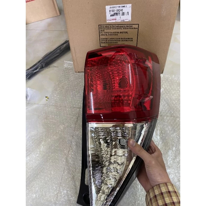 Jual Lampu Stop / Stop Lamp Belakang Kanan Innova Reborn 81551-0K240 ...