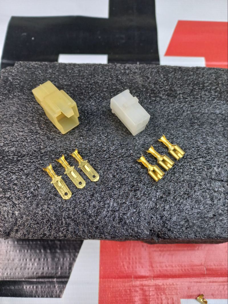 Jual SOKET 3 PIN UNIVERSAL | Shopee Indonesia