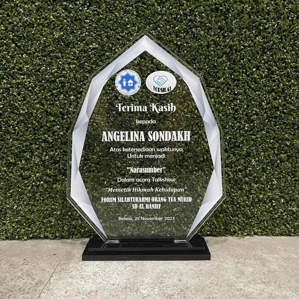 Jual Plakat Akrilik custom Ketebalan 5mm uk 15x10cm/Plakat Akrilik ...